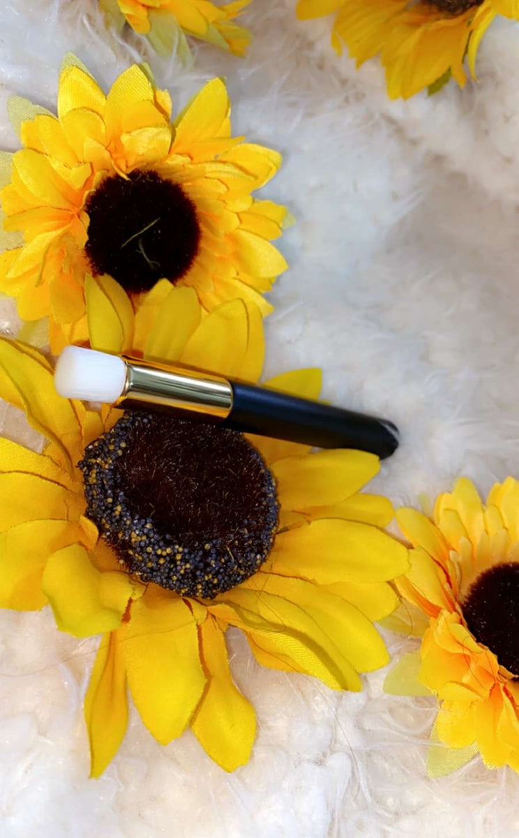 Lash Cleanser – Lavish Queen Collection LLC